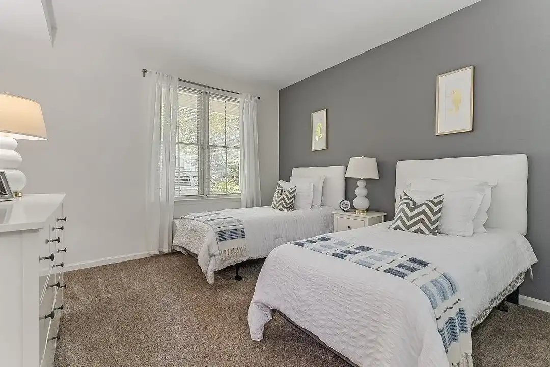 Pier Village Apartments - Long Branch, NJ 07740 | ApartmentGuide.com