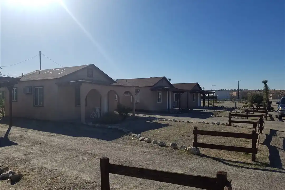 72121 Hatch Rd unit 72121 - Twentynine Palms, CA 92277 | ApartmentGuide.com