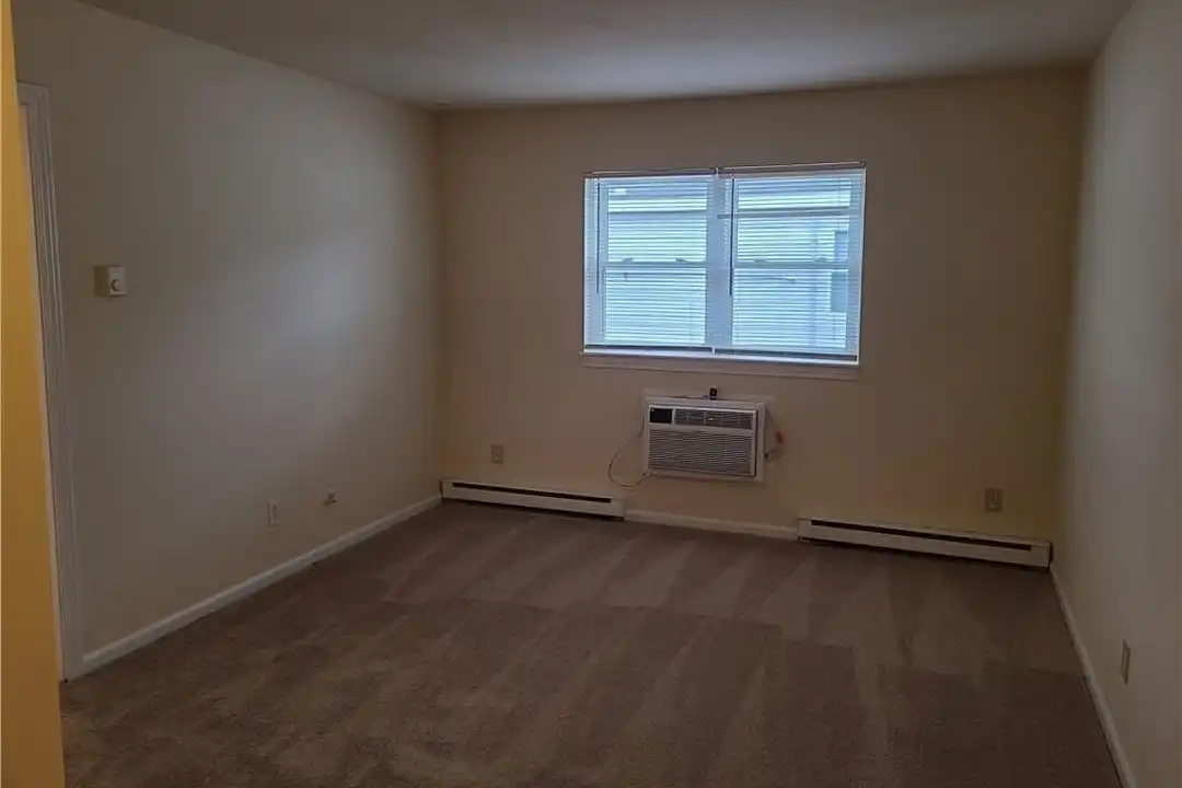 1441 Kingston Ave #7 - Norfolk, VA 23503 | ApartmentGuide.com