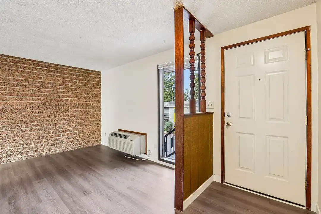 Cypress Crest Apartments - Tigard, OR 97223 | ApartmentGuide.com