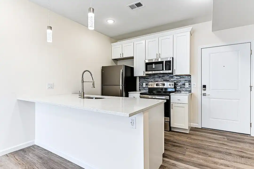 Matthew Manor - Philadelphia, PA 19111 | ApartmentGuide.com