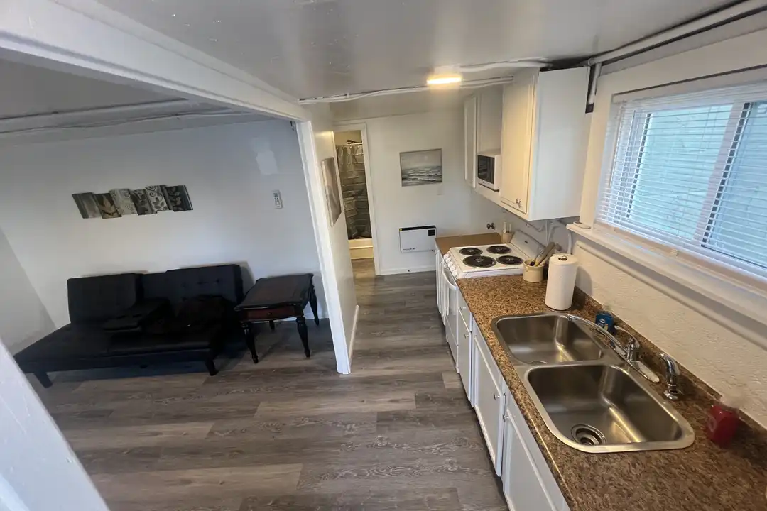 3729 Robin Hood Rd unit B Bottom Unit - Norfolk, VA 23513 ...