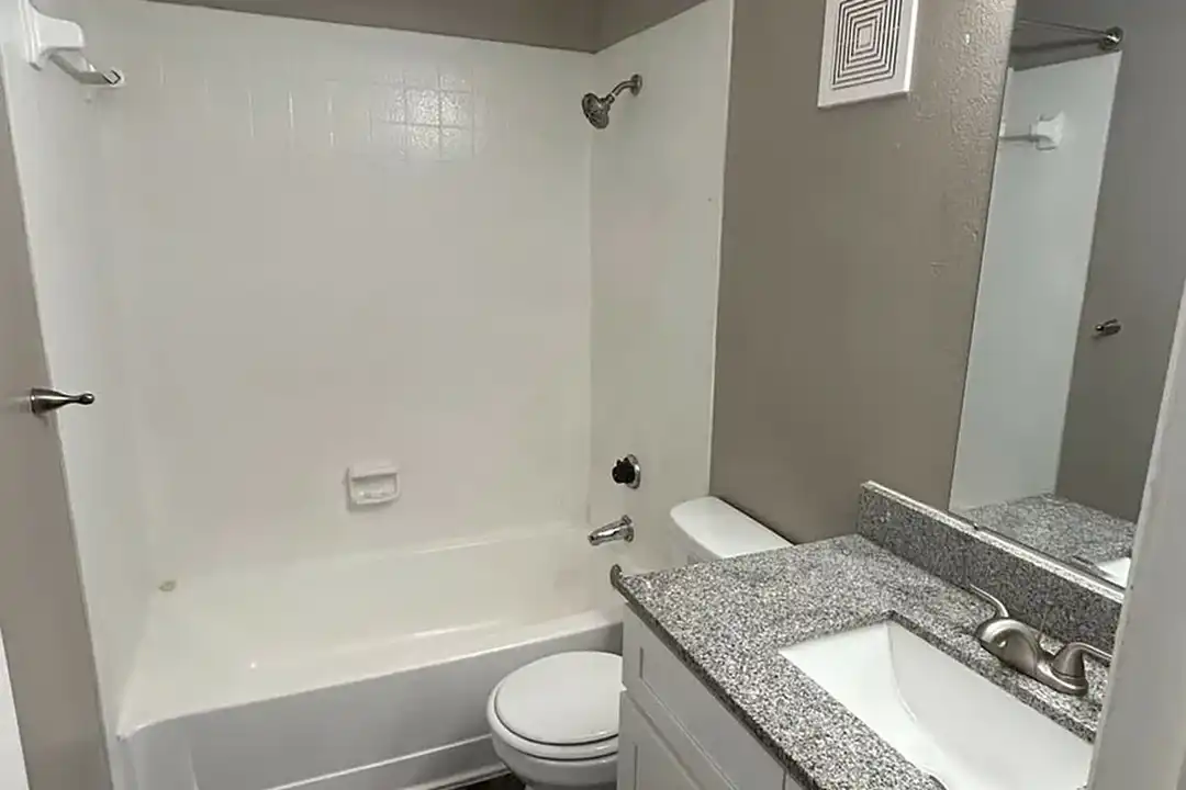 MACK PARK - Denton, TX 76209 | ApartmentGuide.com