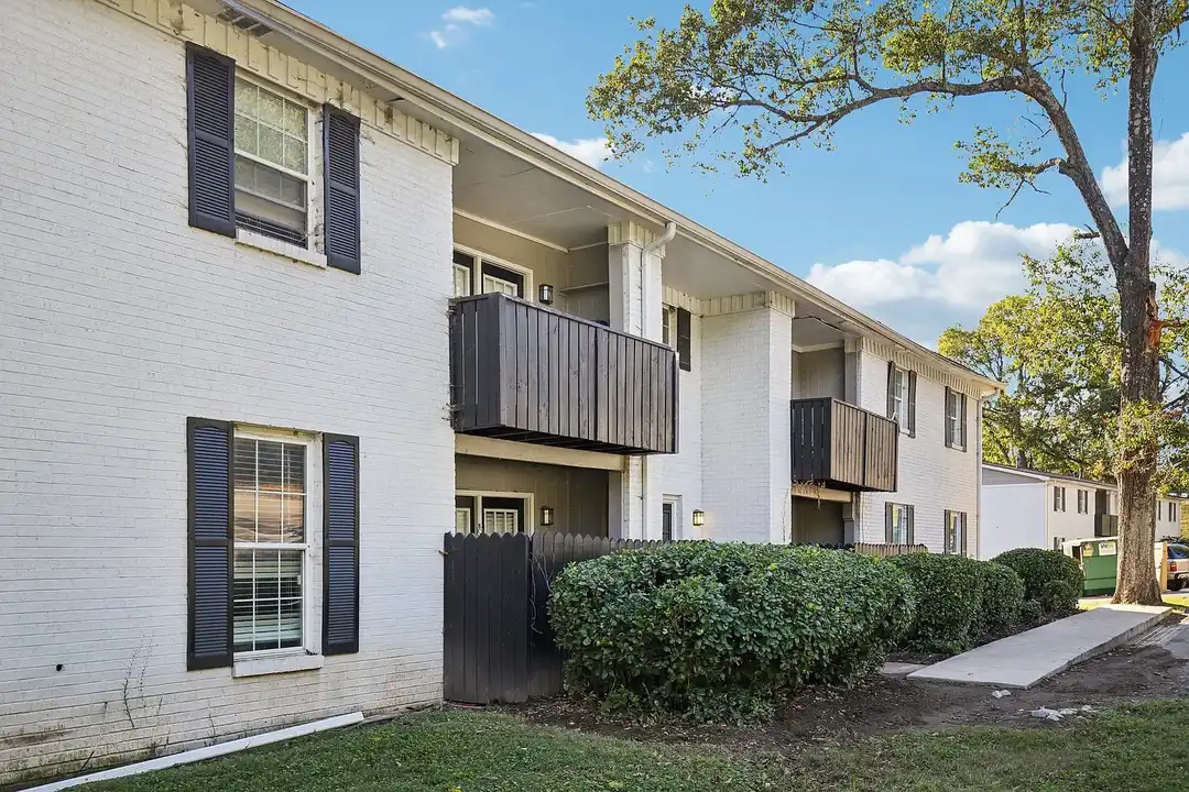 Willow Apartments - Nashville, TN 37217 | ApartmentGuide.com