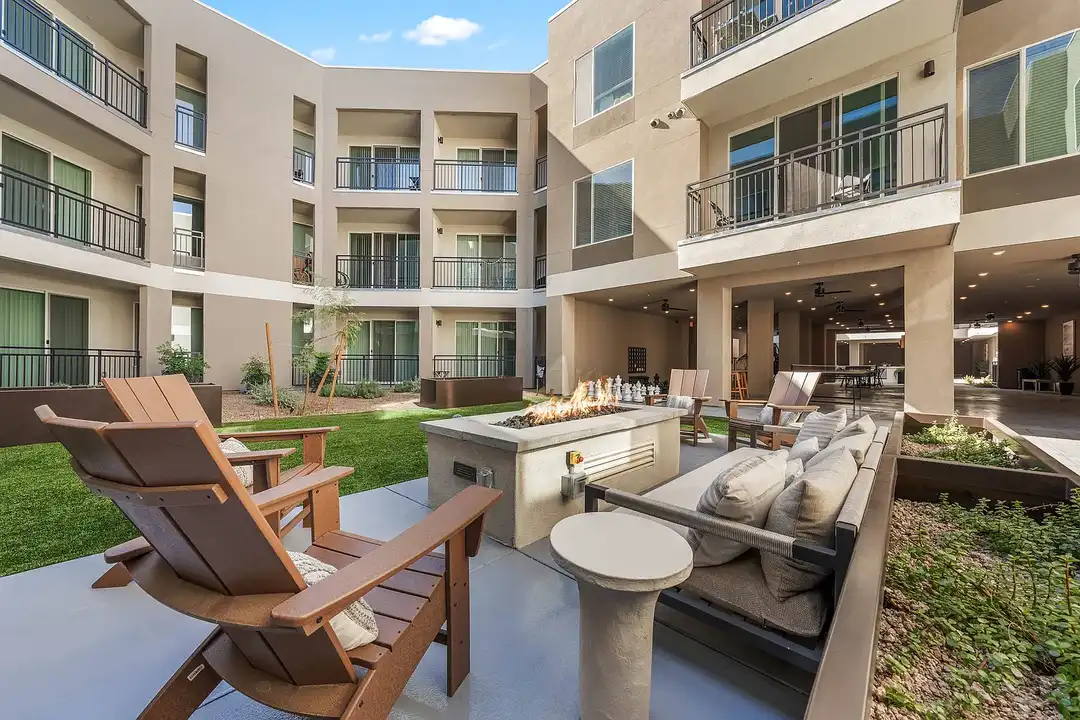 Bask Deer Valley - Phoenix, AZ 85085 | ApartmentGuide.com