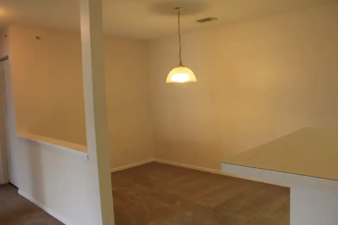 Covington Greens - Findlay, OH 45840 | ApartmentGuide.com