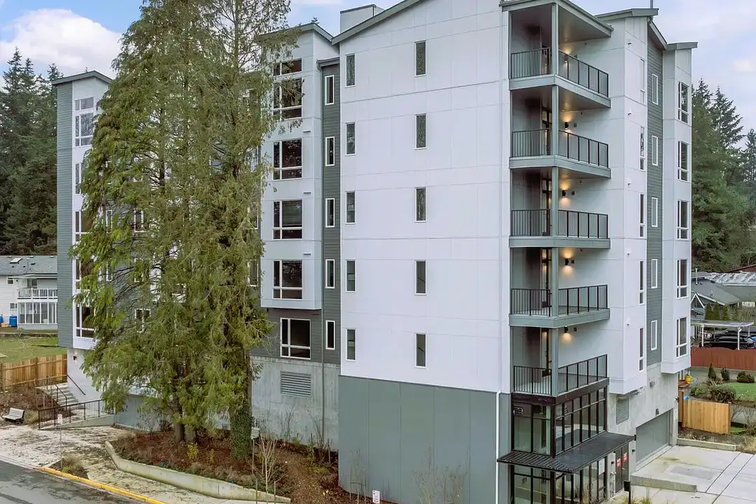 Paramount 1 Apartments - Shoreline, WA 98155 | ApartmentGuide.com