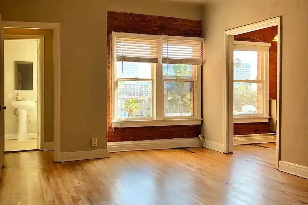 Rosetta - Los Angeles, CA 90020 | ApartmentGuide.com