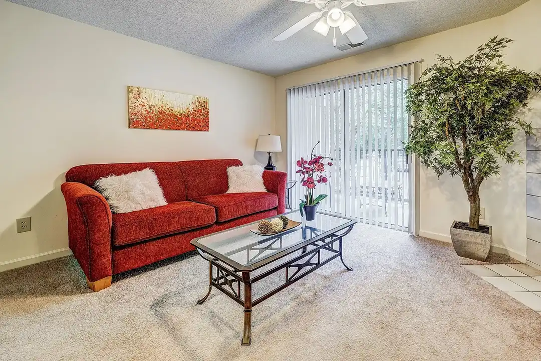 Chason Ridge Apartment Homes - Fayetteville, NC 28314 | ApartmentGuide.com