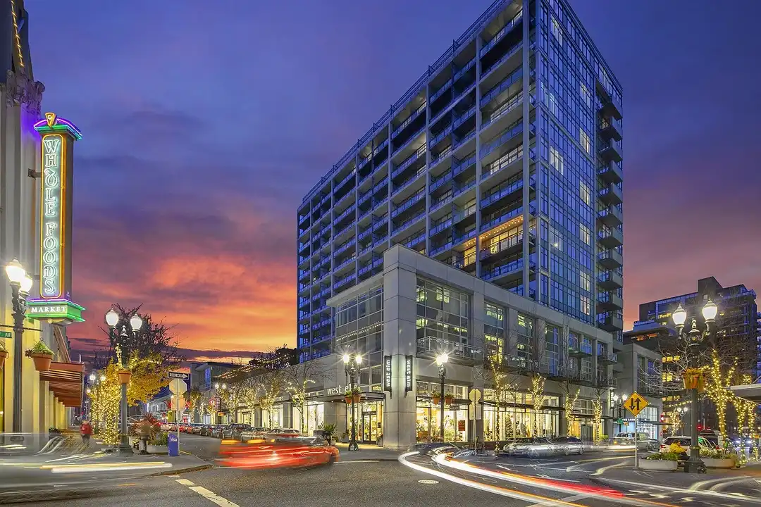 The Louisa Apartments - Portland, OR 97209 | ApartmentGuide.com