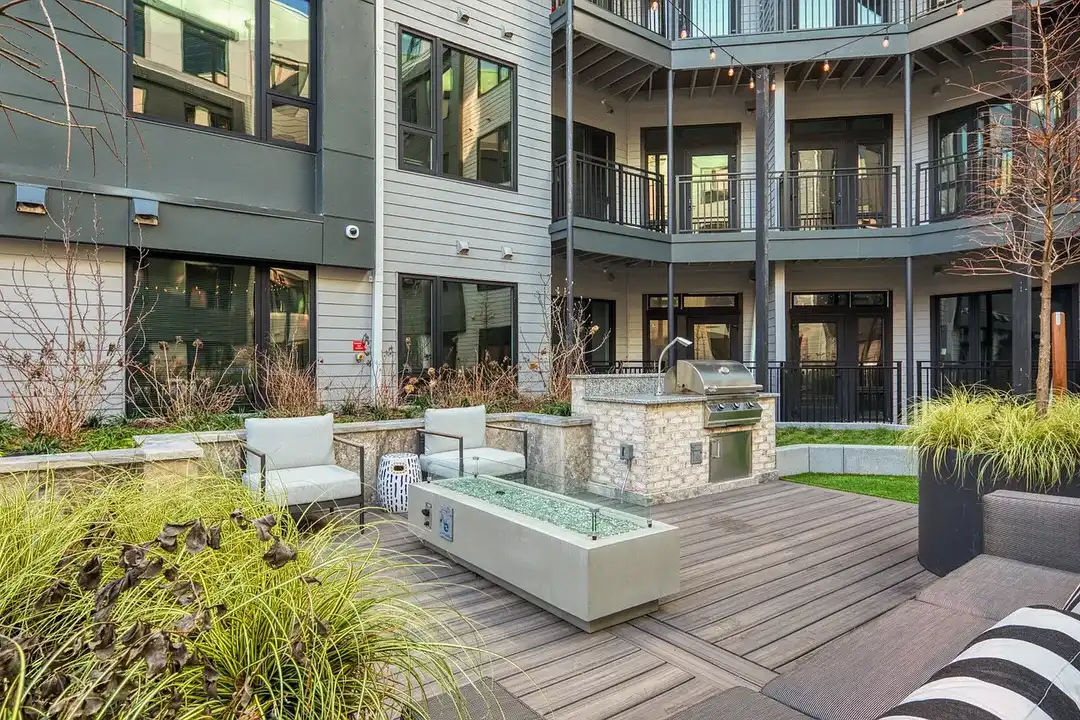 Gravity on 400 - Norfolk, VA 23510 | ApartmentGuide.com