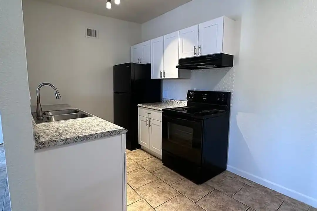 Juniper Canyon - Tucson, AZ 85705 | ApartmentGuide.com