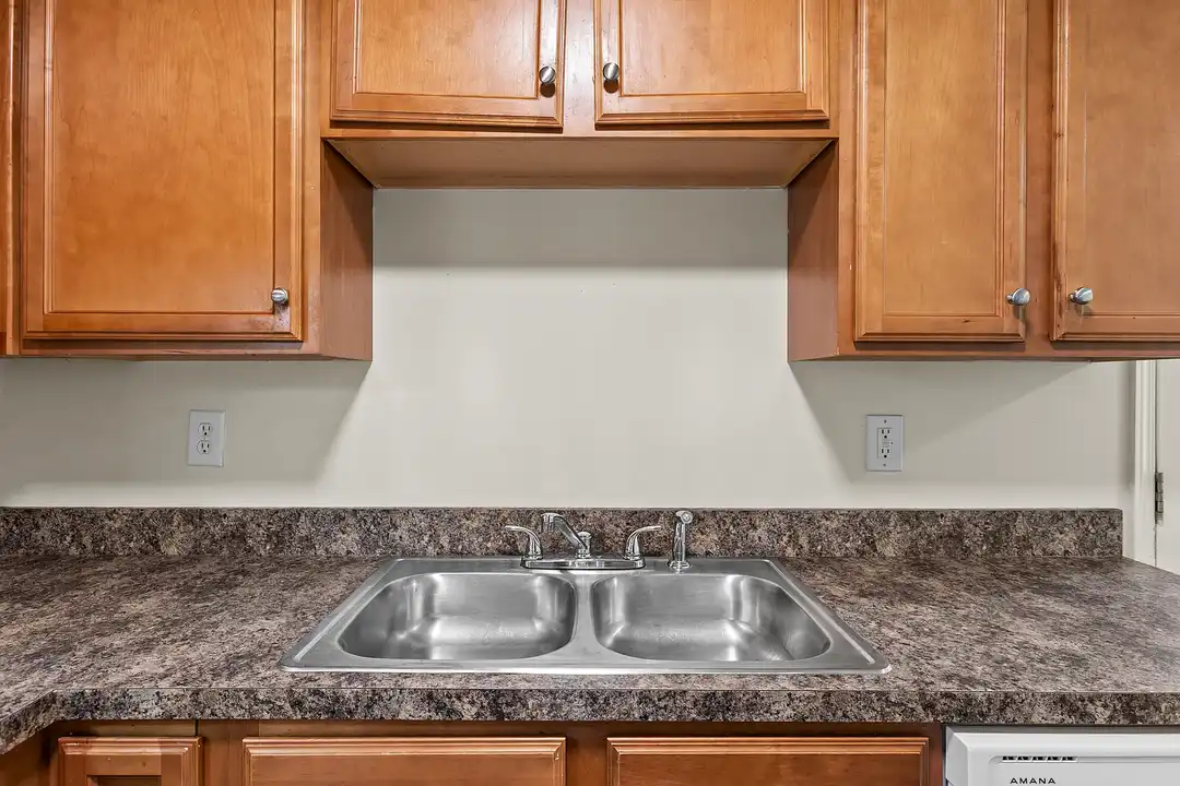The Reserve at Radcliff - Radcliff, KY 40160 | ApartmentGuide.com