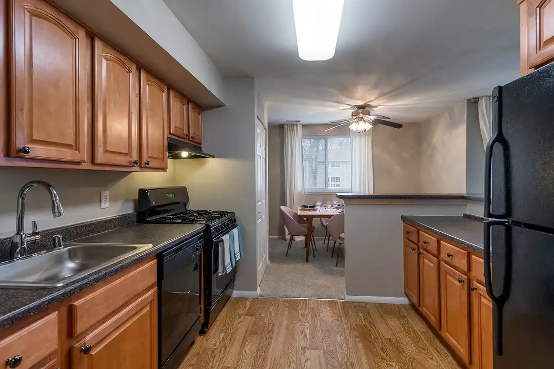 The Brook At Columbia - Columbia, MD 21044 | ApartmentGuide.com