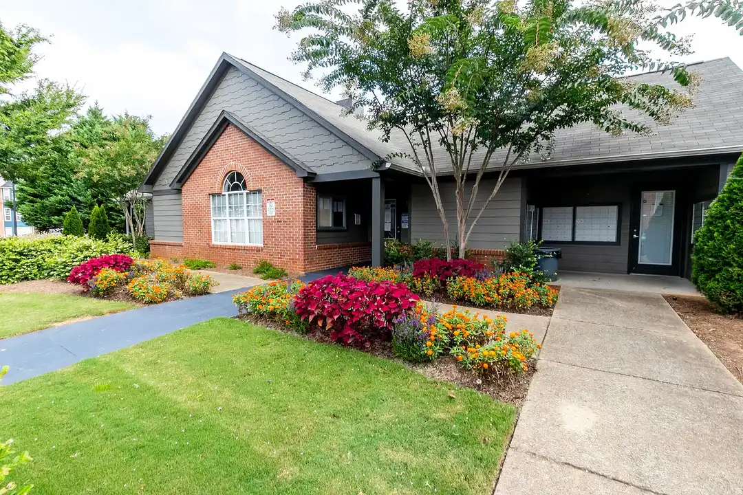 The Square at Lawrenceville - Lawrenceville, GA 30046 | ApartmentGuide.com
