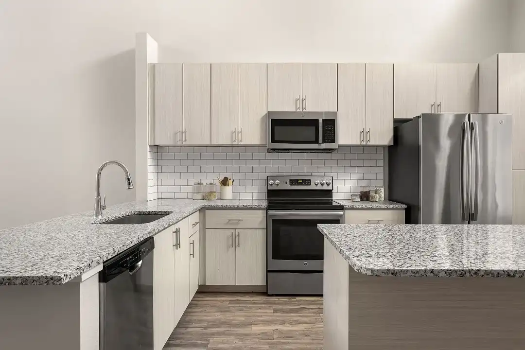 Town Commons - Gilbert, AZ 85296 | ApartmentGuide.com