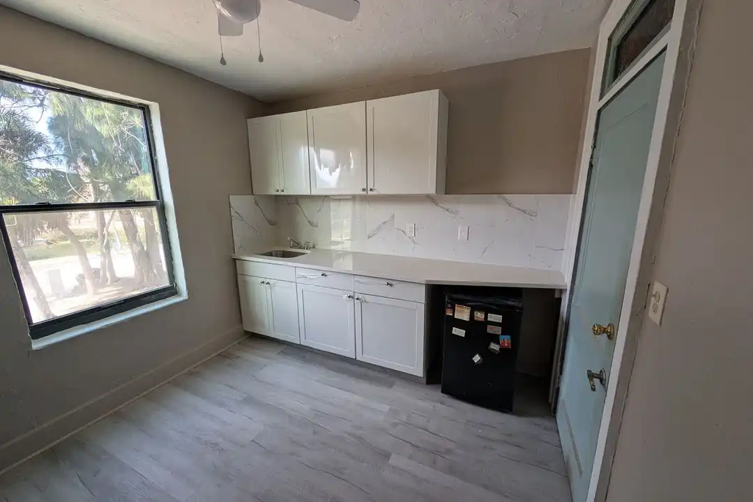401 Colonia Ln E unit 401 Colonia Ln, E. #8 - Nokomis, FL 34275 ...