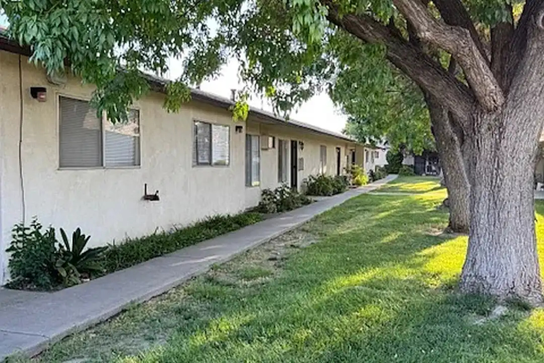 1405 Eucalyptus Avenue - Newman, CA 95360 | ApartmentGuide.com