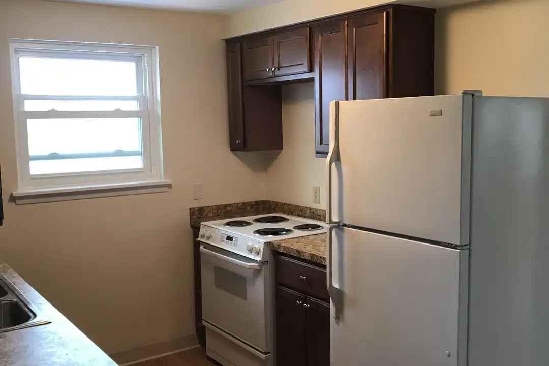 3763 South Park Ave unit 1 - Blasdell, NY 14219 | ApartmentGuide.com