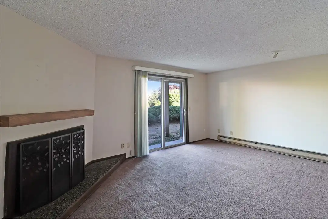 395 S Oak Harbor St unit #208 [[?]130][21003243**] - Oak Harbor, WA ...