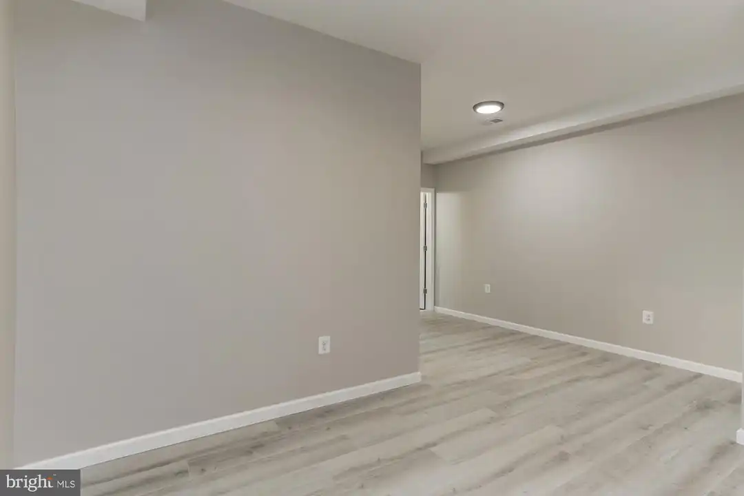 400 S Highland Ave unit 304 - Baltimore, MD 21224 | ApartmentGuide.com