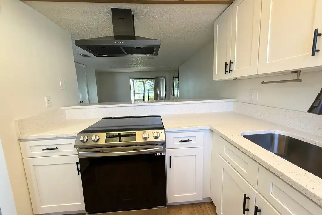 9209 Seminole Blvd unit # 146 - Seminole, FL 33772 | ApartmentGuide.com