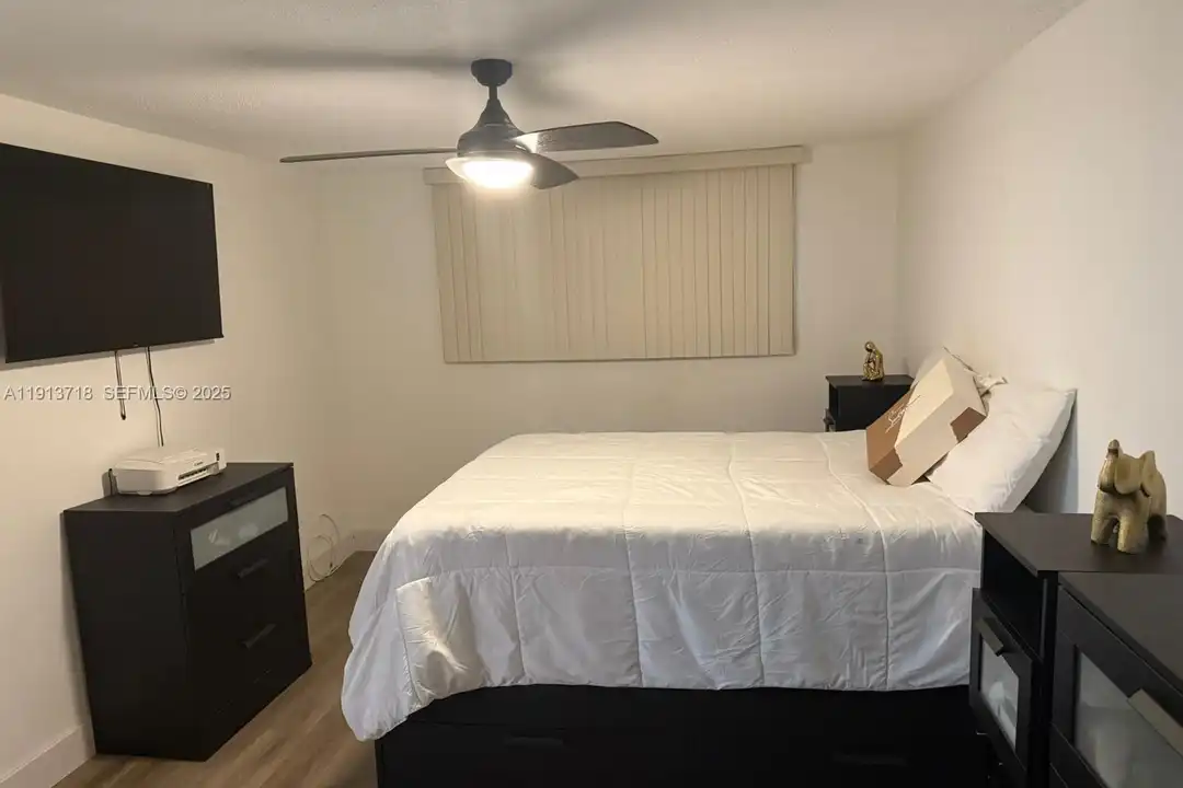 1045 10th St unit 1045-206 - Miami Beach, FL 33139 | ApartmentGuide.com
