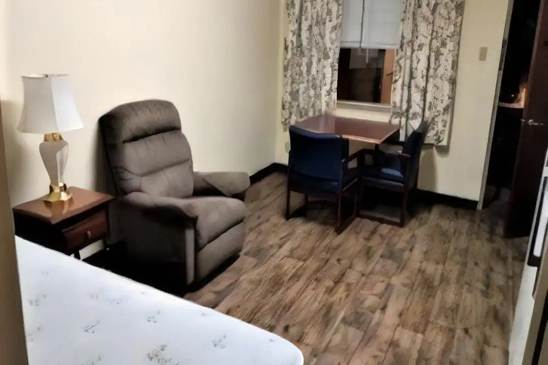 1700 Philadelphia St - Indiana, PA 15701 | ApartmentGuide.com
