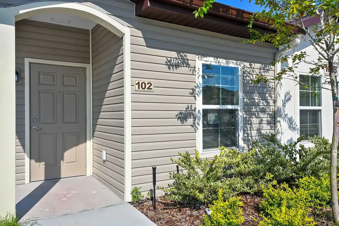 Spring Tree Village Apartments - Casselberry, FL 32707 | ApartmentGuide.com