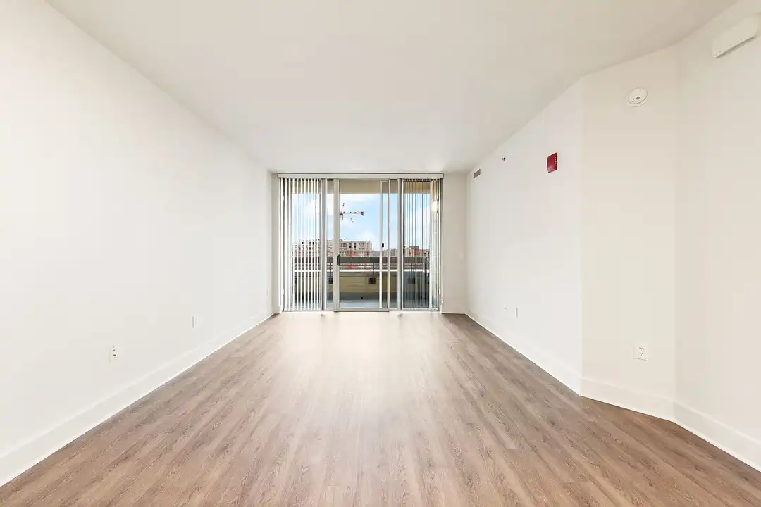 Cortland Bennett Park - Arlington, VA 22209 | ApartmentGuide.com