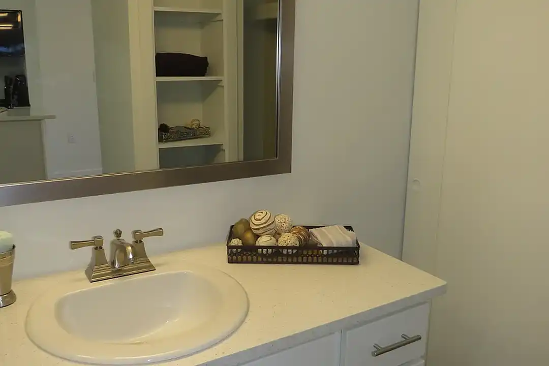 Shadowtree Apartment Homes - Tucson, AZ 85711 | ApartmentGuide.com