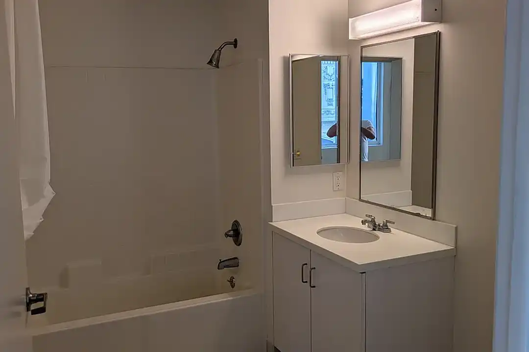 New Genesis - Los Angeles, CA 90013 | ApartmentGuide.com