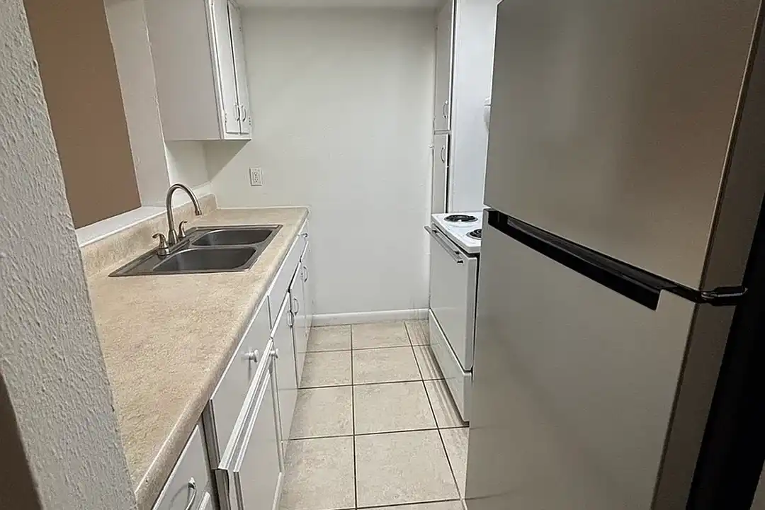University Place Apartments - Jacksonville, FL 32277 | ApartmentGuide.com