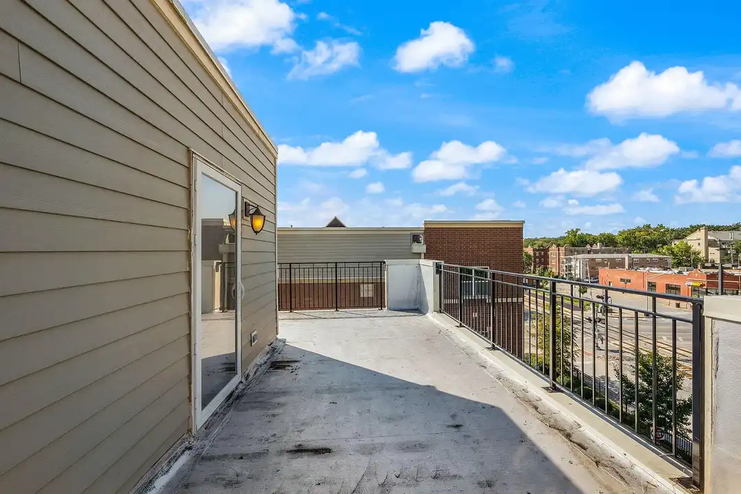 Beverly Place - Chicago, IL 60643 | ApartmentGuide.com
