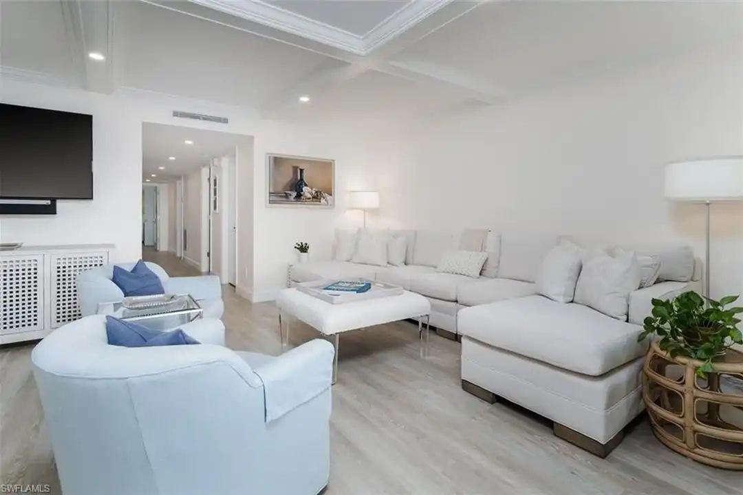 3450 Gulf Shore Blvd N #210 - Naples, FL 34103 | ApartmentGuide.com