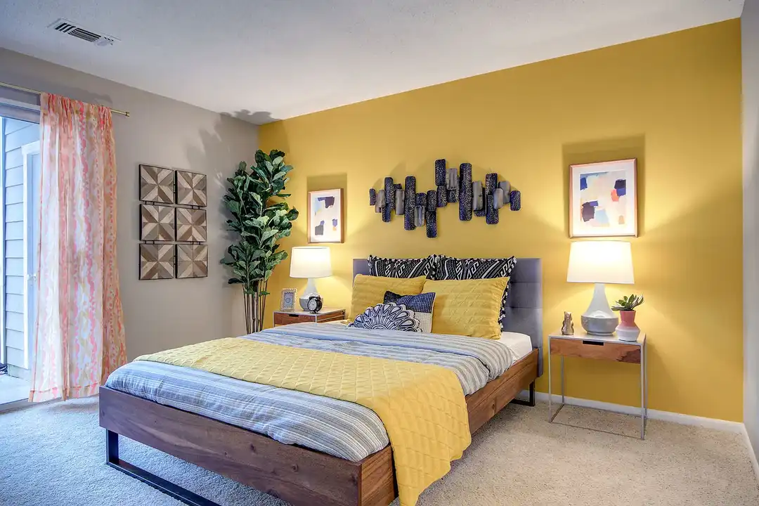 Westfield Village - Centreville, VA 20120 | ApartmentGuide.com