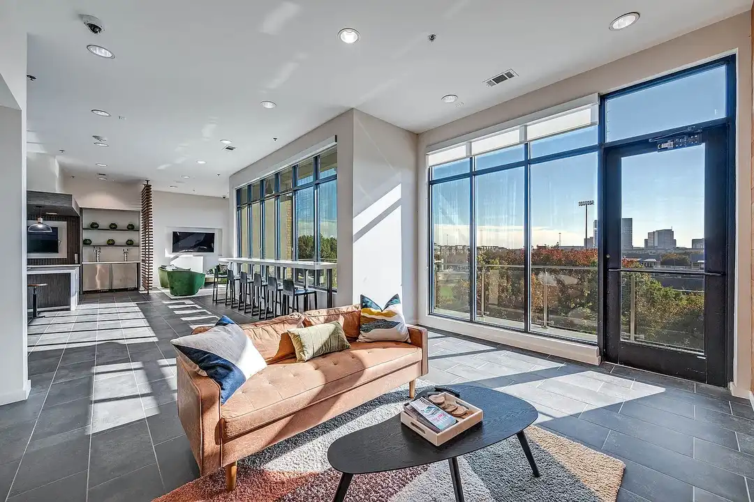 AMLI Frisco Crossing - Frisco, TX 75034 | ApartmentGuide.com