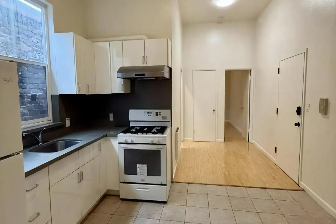 2315 Mission St - San Francisco, CA 94110 | ApartmentGuide.com