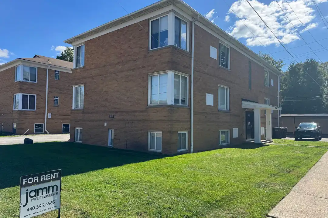 18975 Hilliard Blvd unit #1 - Rocky River, OH 44116 | ApartmentGuide.com
