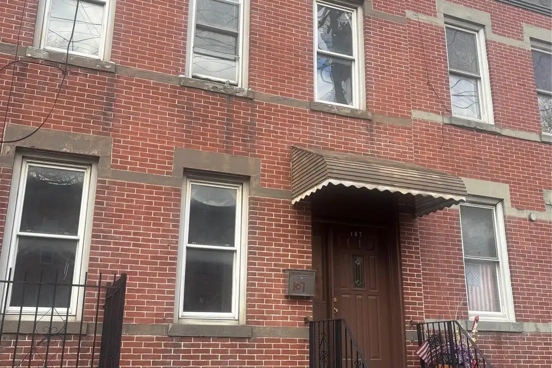 107 Beadel St #2ND - Brooklyn, NY 11222 | ApartmentGuide.com