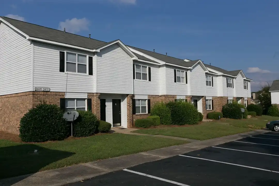 Corner Stone - Montgomery, AL 36117 | ApartmentGuide.com