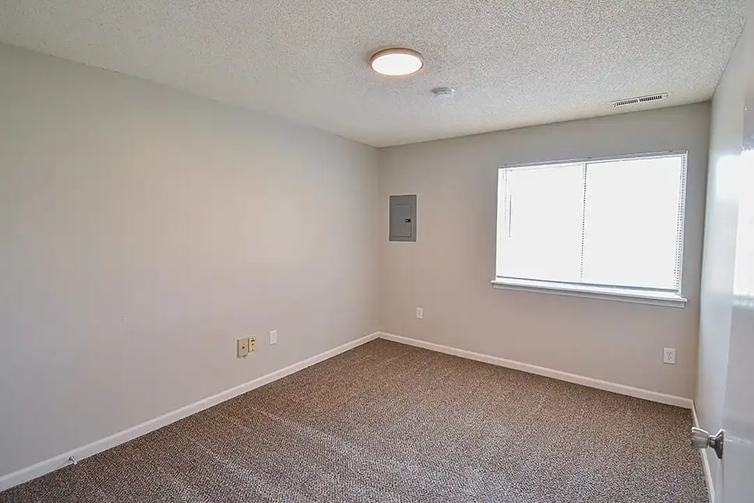 Northridge Crossing Apartments and Townhomes - McPherson, KS 67460 ...