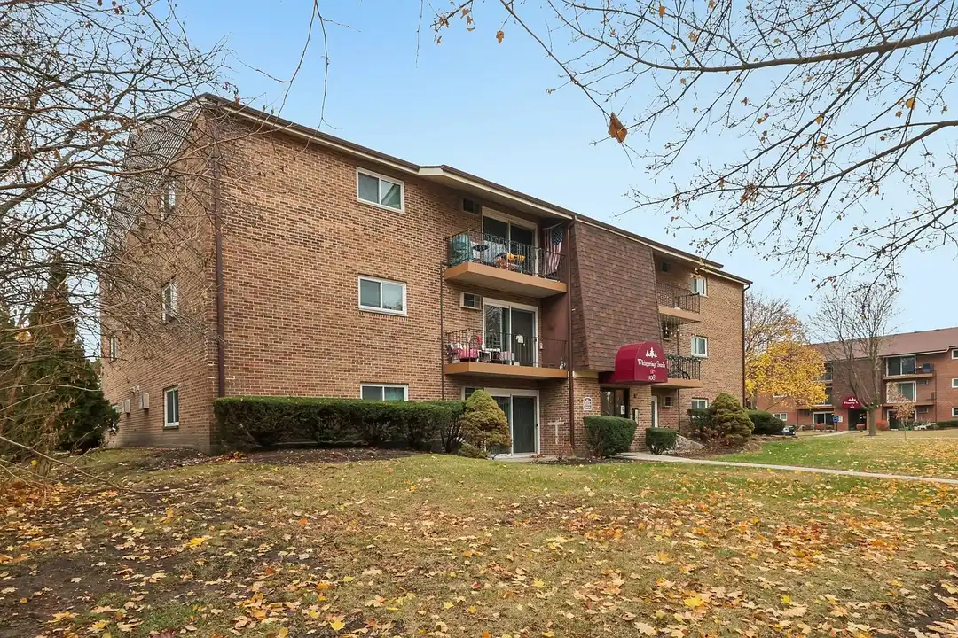 Whispering Trails - Naperville, IL 60540 | ApartmentGuide.com