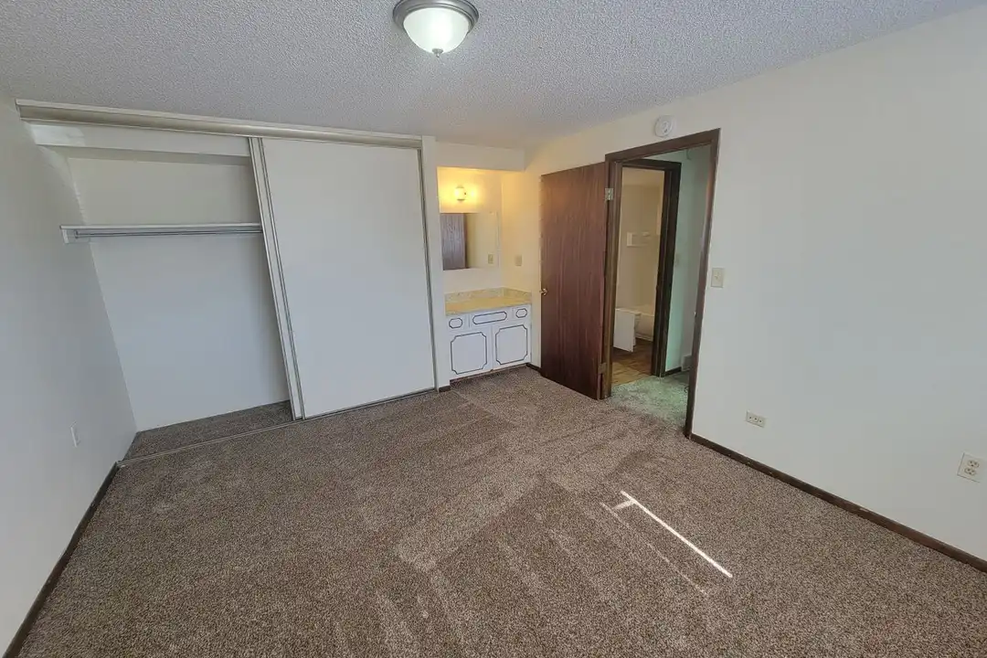 1401 E 16th St unit 1401 East 16th Street - Loveland, CO 80538 ...