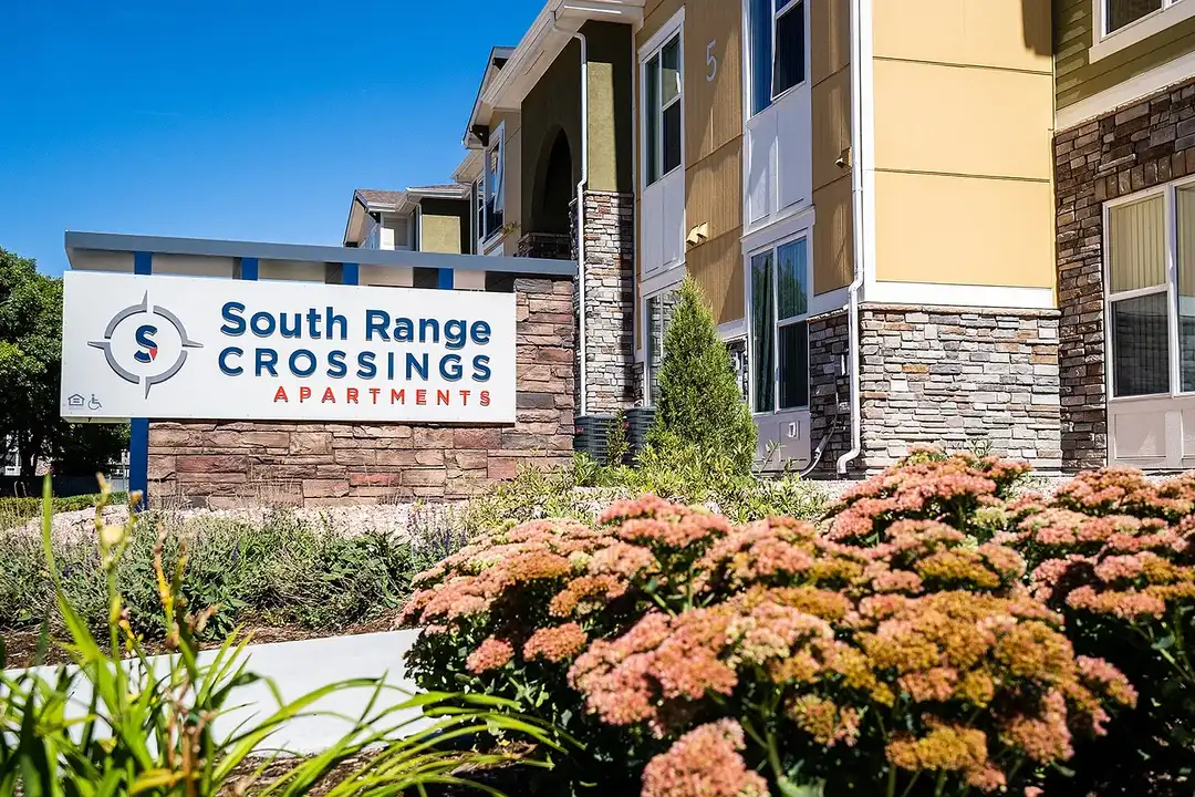 South Range Crossings - Parker, CO 80134 | ApartmentGuide.com