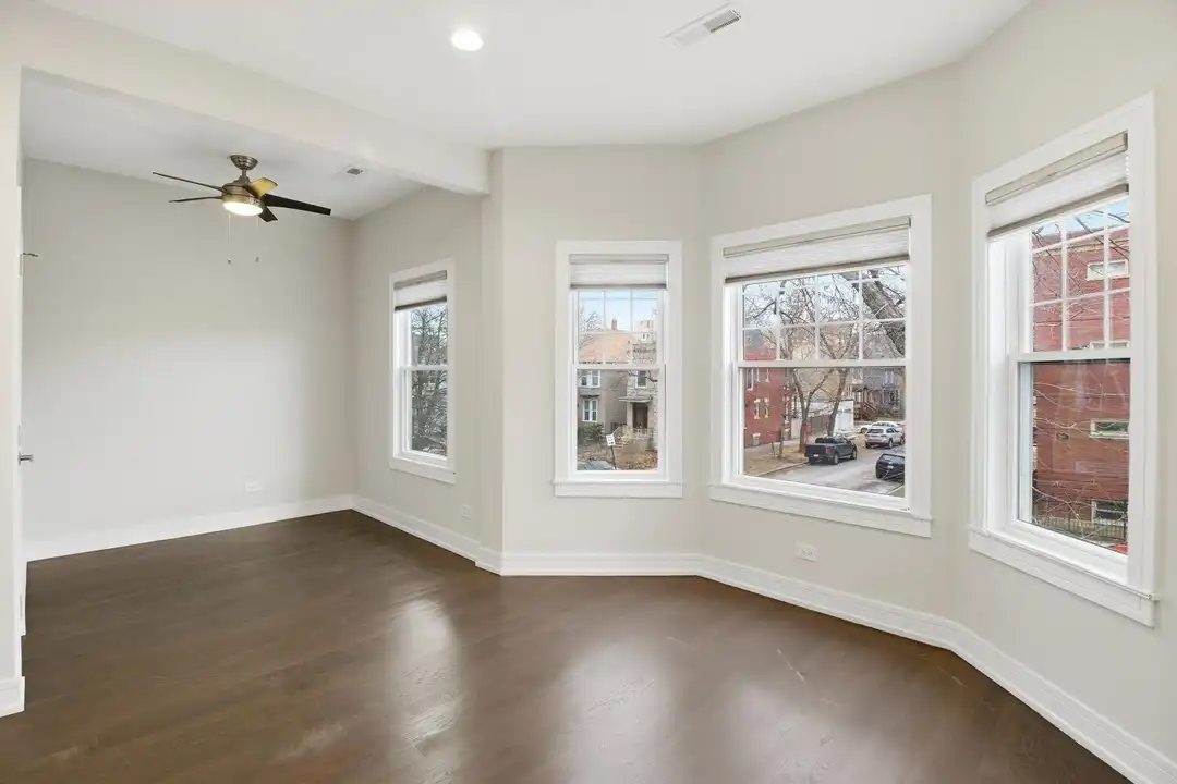 2726 N St Louis Ave #2 - Chicago, IL 60647 | ApartmentGuide.com