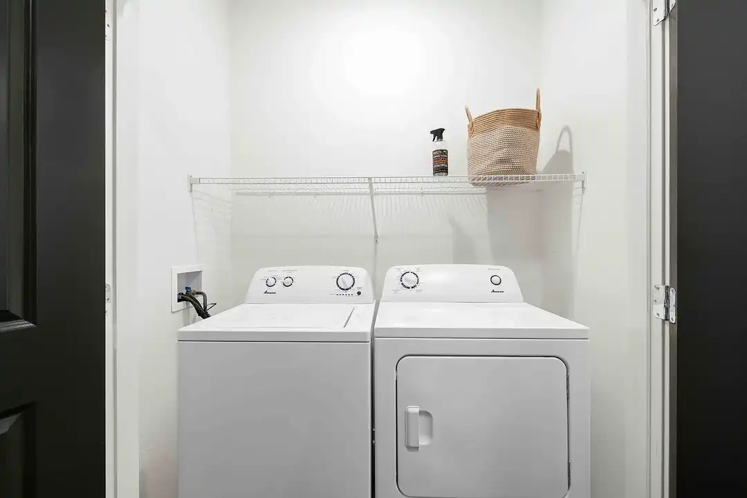 Verity Luxury Apartments - Vero Beach, FL 32960 | ApartmentGuide.com