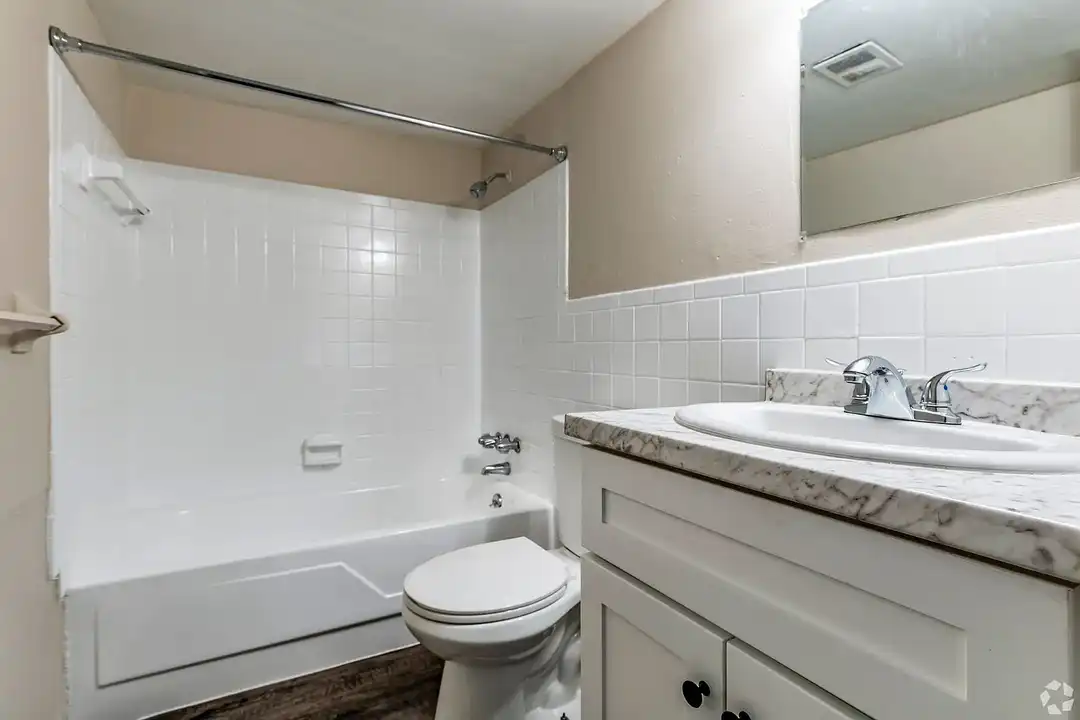 CasaDova - Kenneth City, FL 33709 | ApartmentGuide.com