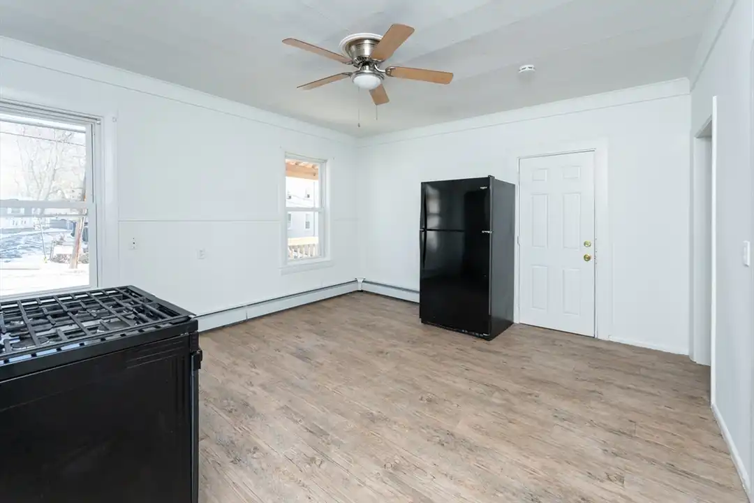 26 Wilson St unit 2 - Haverhill, MA 01832 | ApartmentGuide.com
