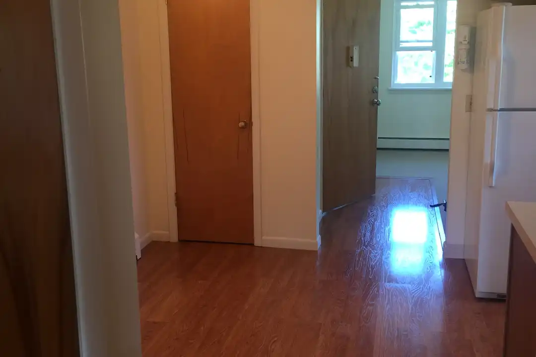 3763 South Park Ave unit 1 - Blasdell, NY 14219 | ApartmentGuide.com